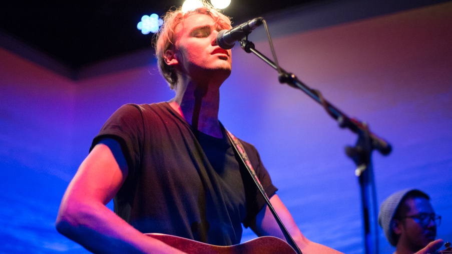 Hein Cooper - Newtown Social Club, Sydney 24/03/16 - Music Feeds