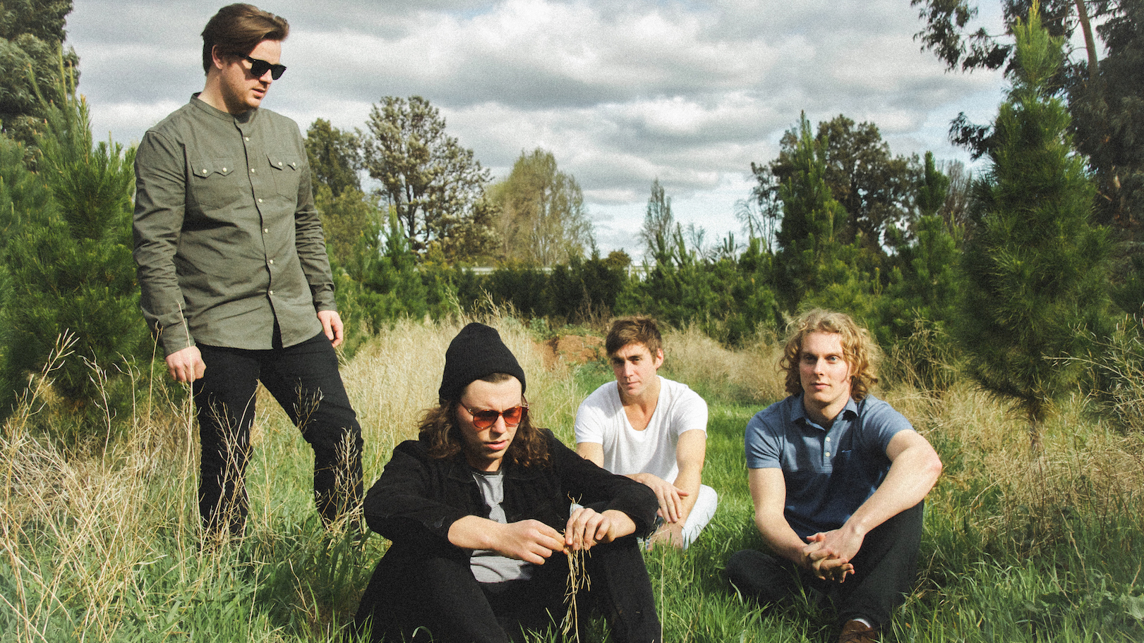 5 Best UK Rock Outfits Of All Time According to Apes - Music Feeds