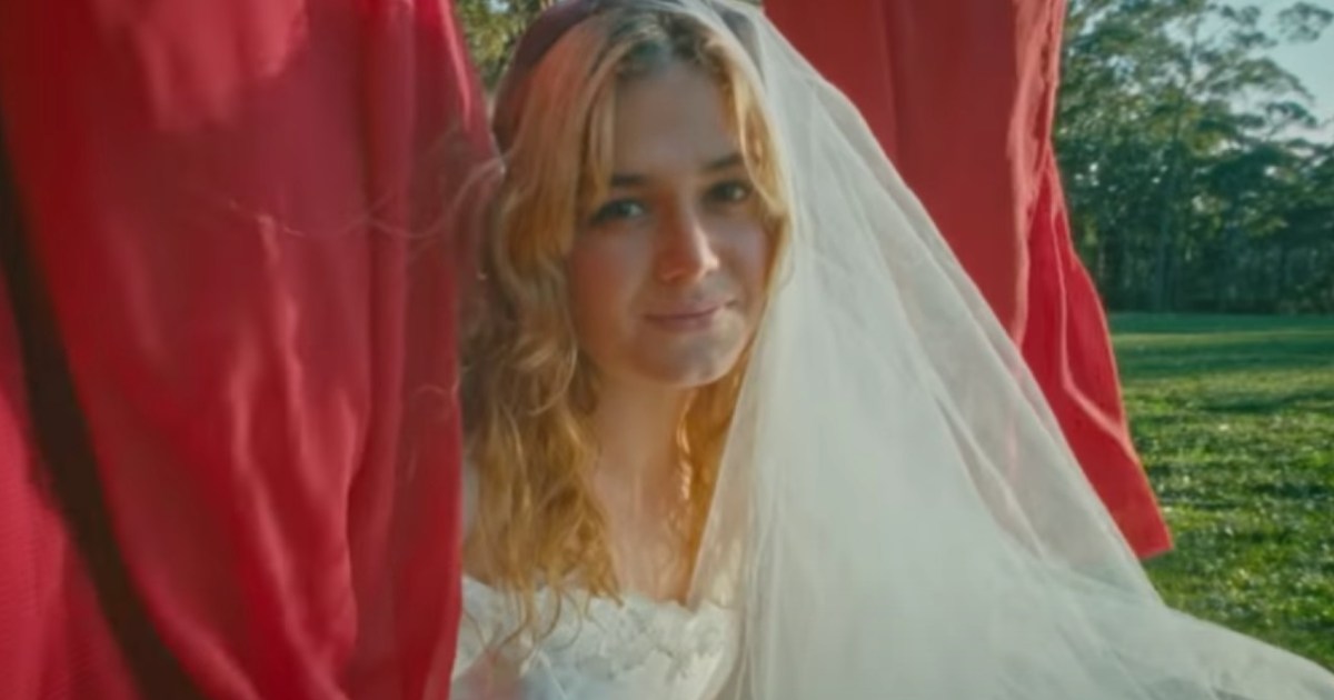 Ruby Fields Returns With New Single 'Pretty Grim' - Music Feeds