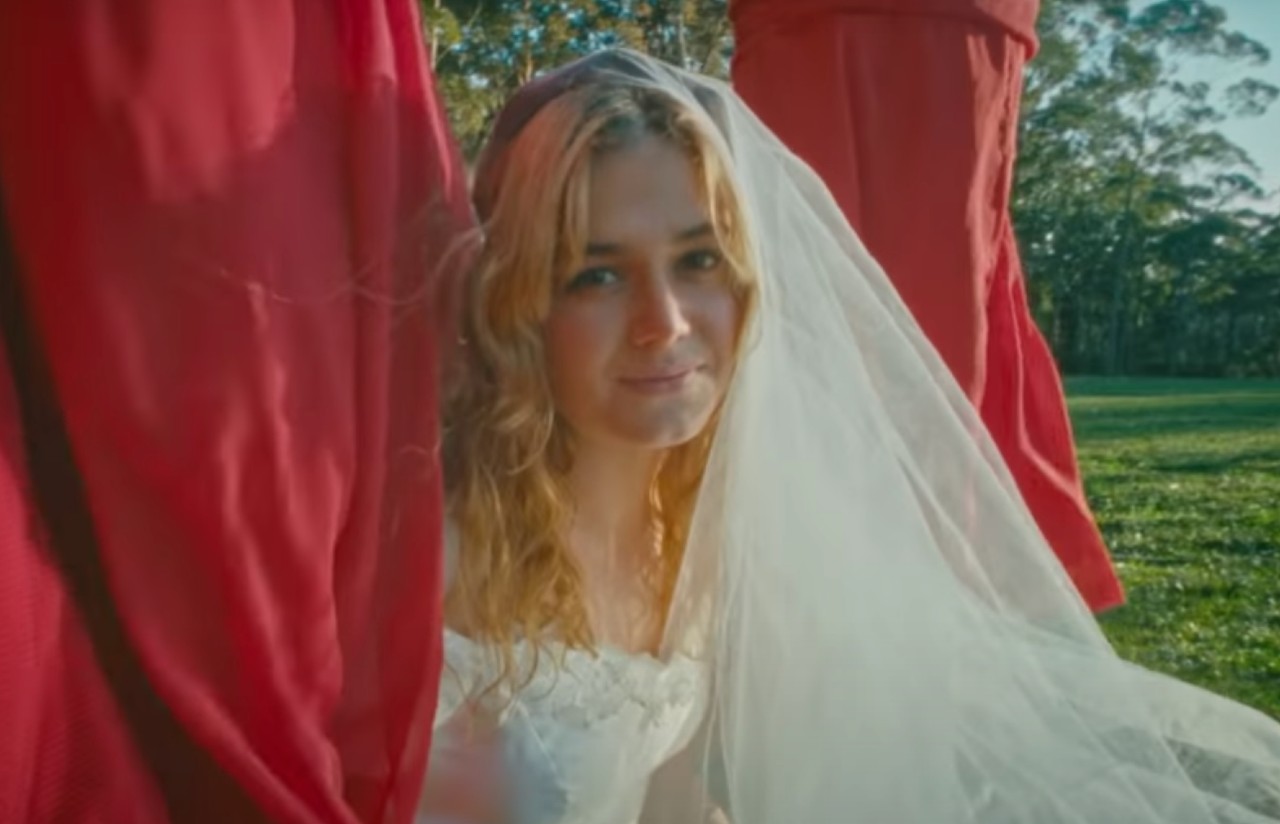 Ruby Fields Returns With New Single 'Pretty Grim' - Music Feeds