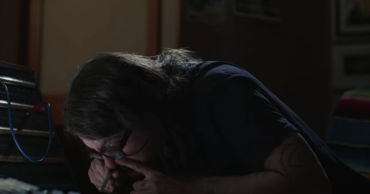 Dave Grohl Spills About Caffeine Addiction In Parody ‘FreshPotix ...
