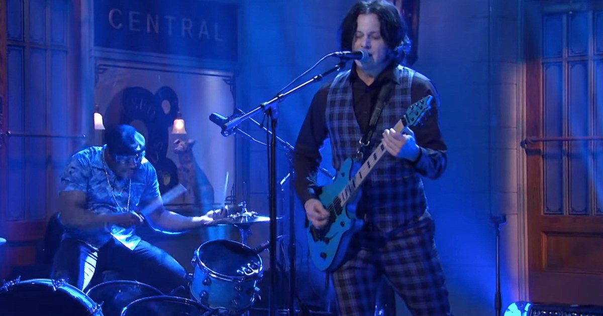 Watch Jack White Pay Tribute To Eddie Van Halen On 'SNL'