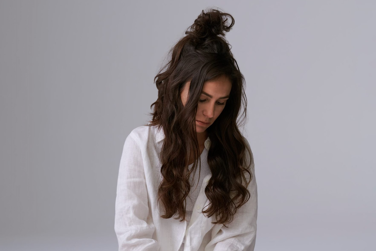 Amy Shark Announces New Album 'Cry Forever' And 2021 Tour, Shares New ...