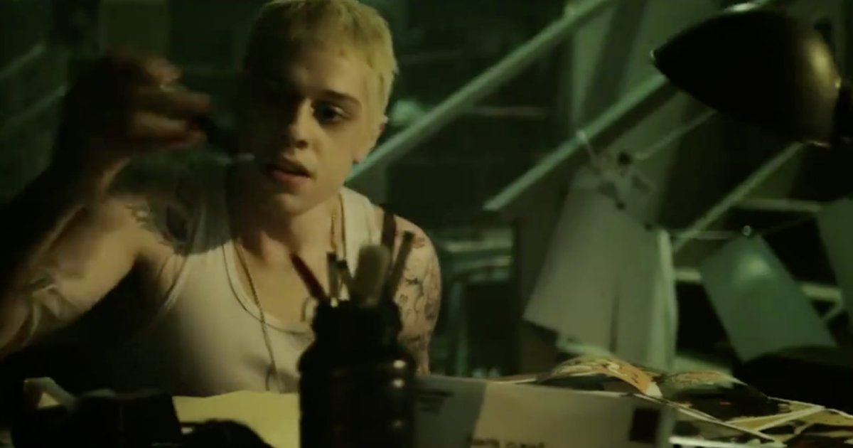 Watch Pete Davidson Parody Eminem's 'Stan' Music Video In Christmas SNL ...