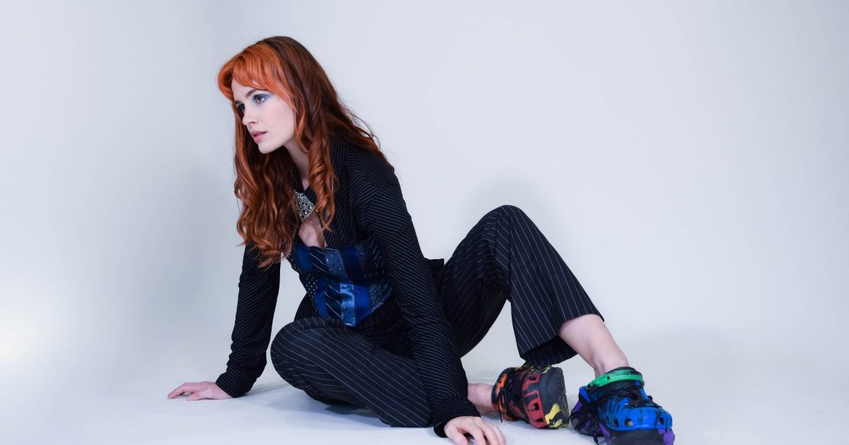 PREMIERE: Watch Austen Watch Herself Perform New Single 'North South ...