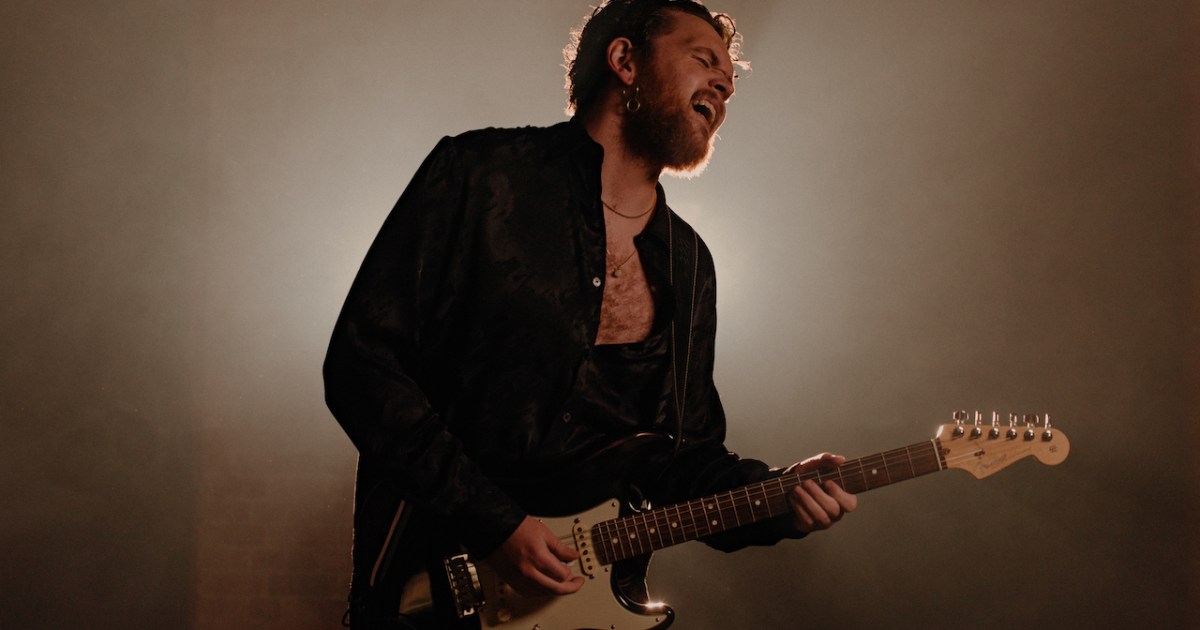 Watch Jack Garratt Return To The London Stage With A Powerful, Intimate ...