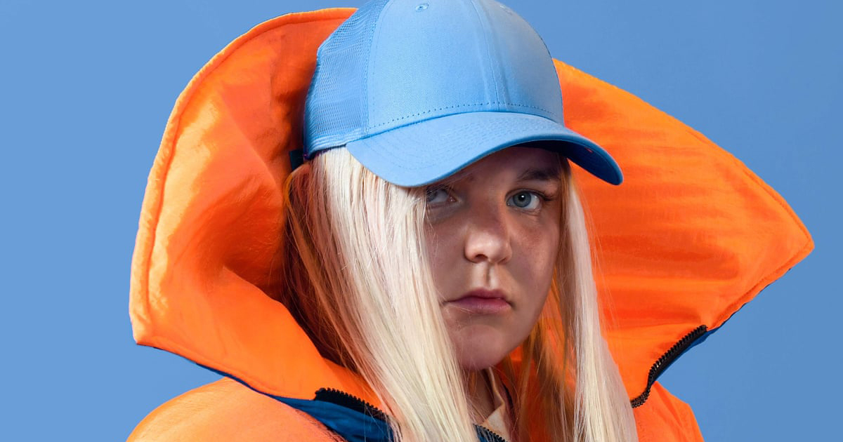 Tones And I announces month-long national busking tour