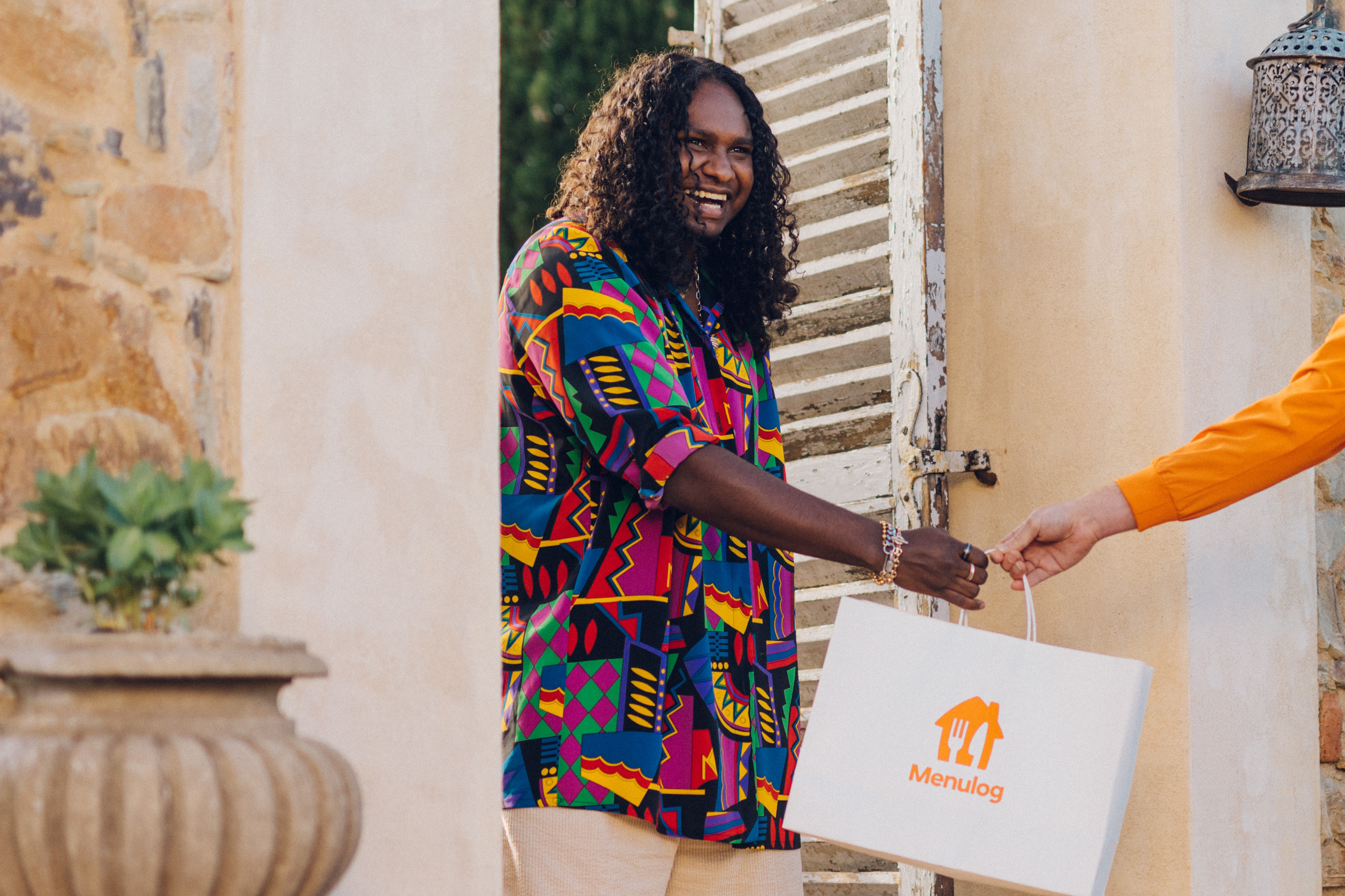 Aussie Artists Take On Snoop Dog's Menulog Track For New Ad