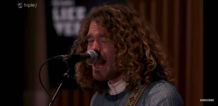 Noah Dillon Tackles A HAIM Classic For Triple J Like A Version