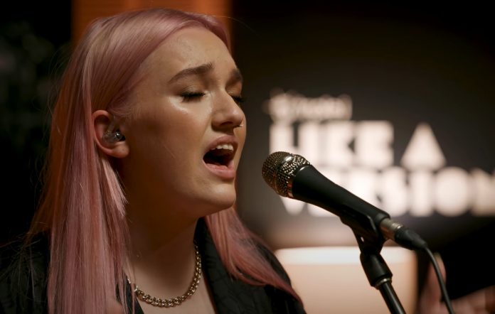 George Alice Takes On RÜFÜS DU SOL For Triple J Like A Version