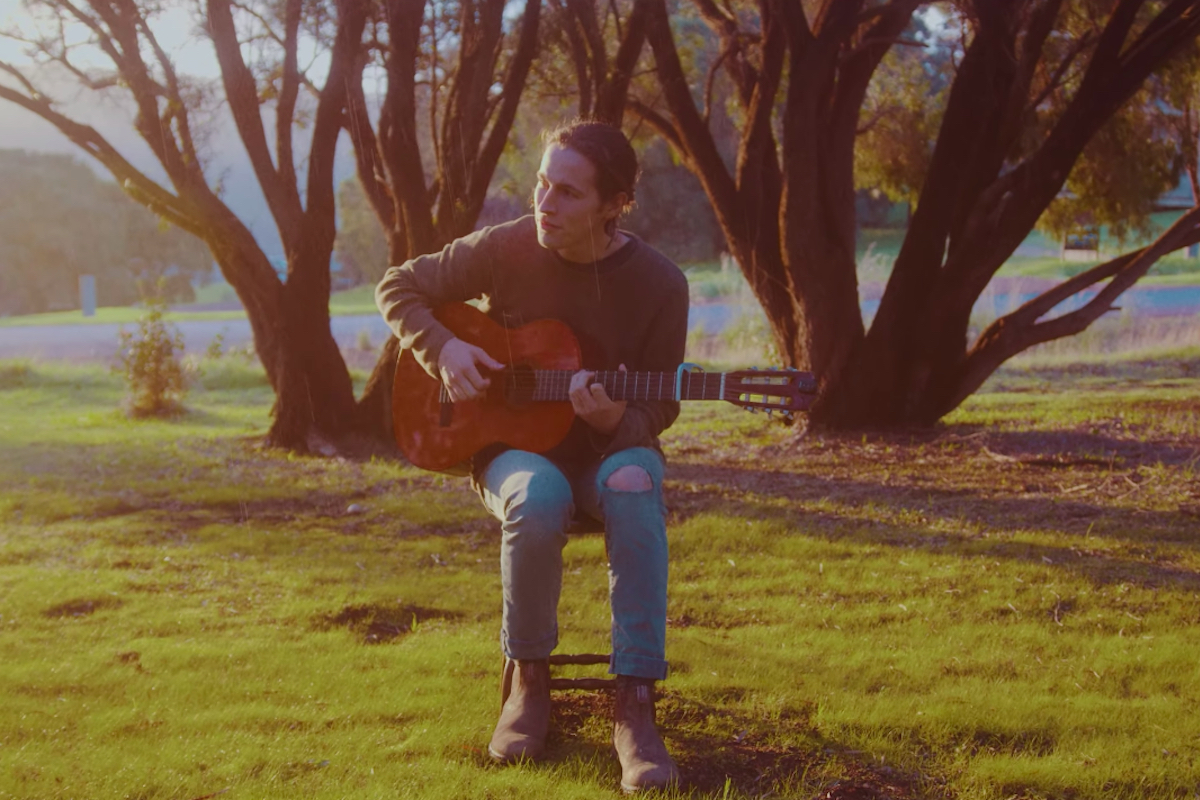 PREMIERE: Riley Pearce Performs 'Furniture' Live From Margaret River