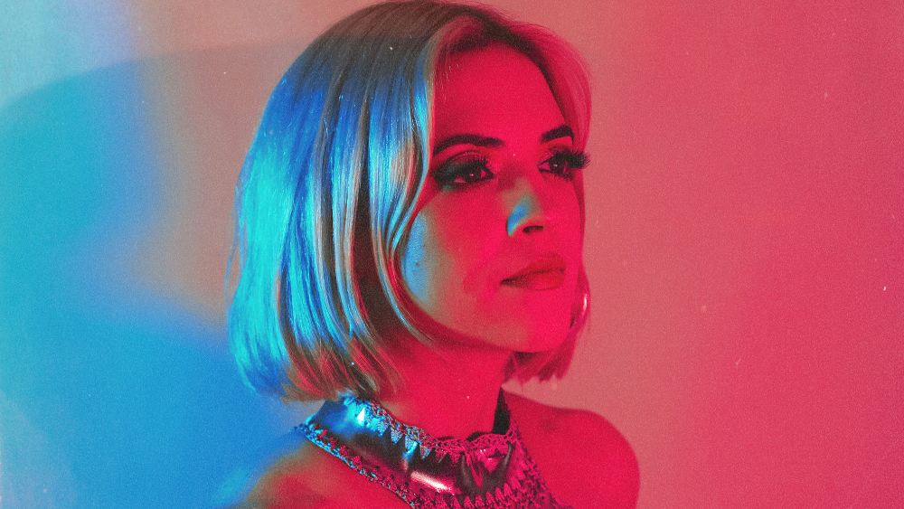 Greta Stanley Announces 'Real Love In Real Life' Tour - Music Feeds