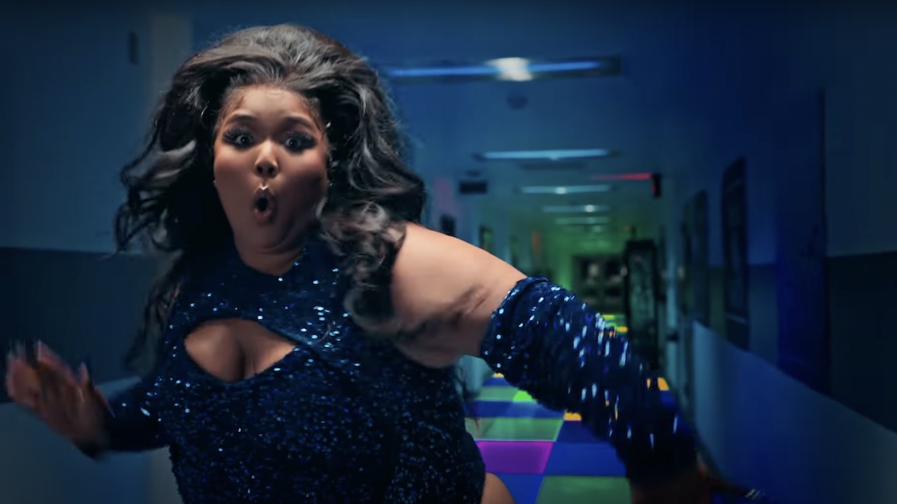 Lizzo Receives First Number One Single With 'Truth Hurts', Two Years ...