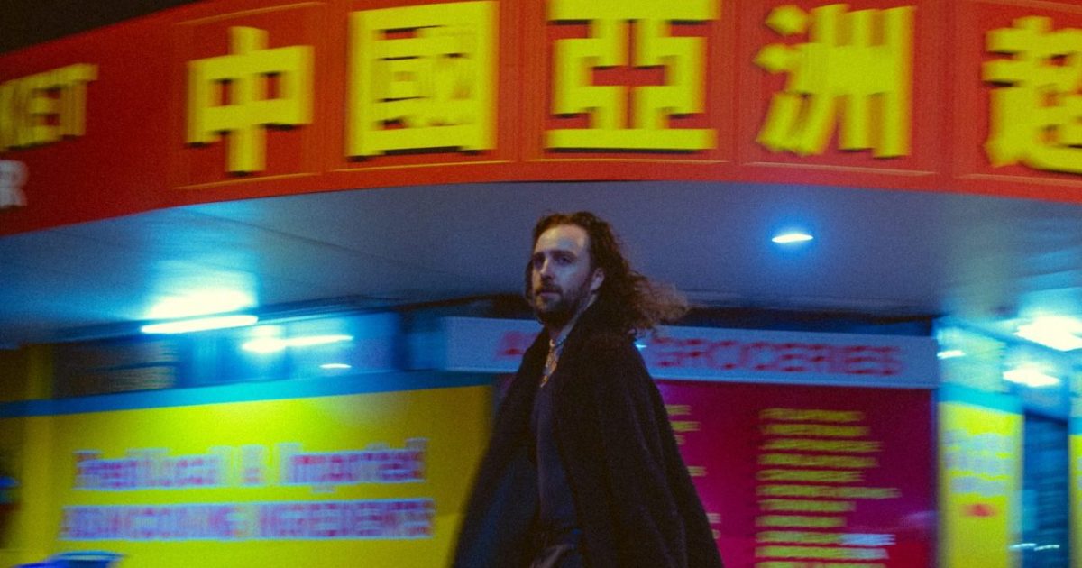 Boo Seeka Walks Us Through New Album 'Between the Head & the Heart'