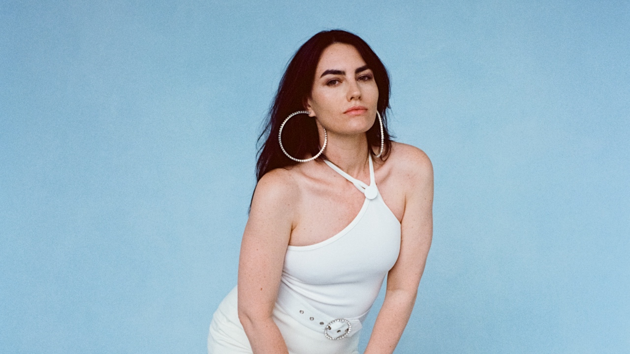 Isabella Manfredi Shares Second Solo Single 'One Hit Wonder'