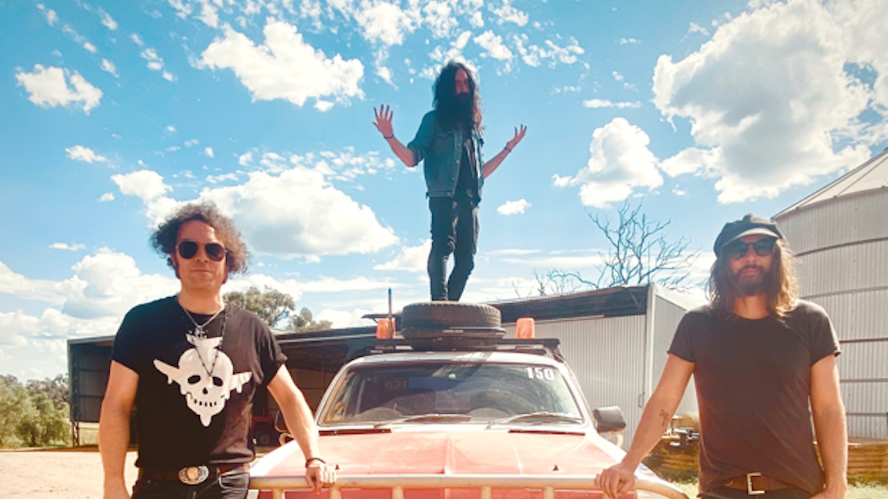 Super American Eagle (Dandy Warhols, Courtney Barnett 3) Release 'Yes'