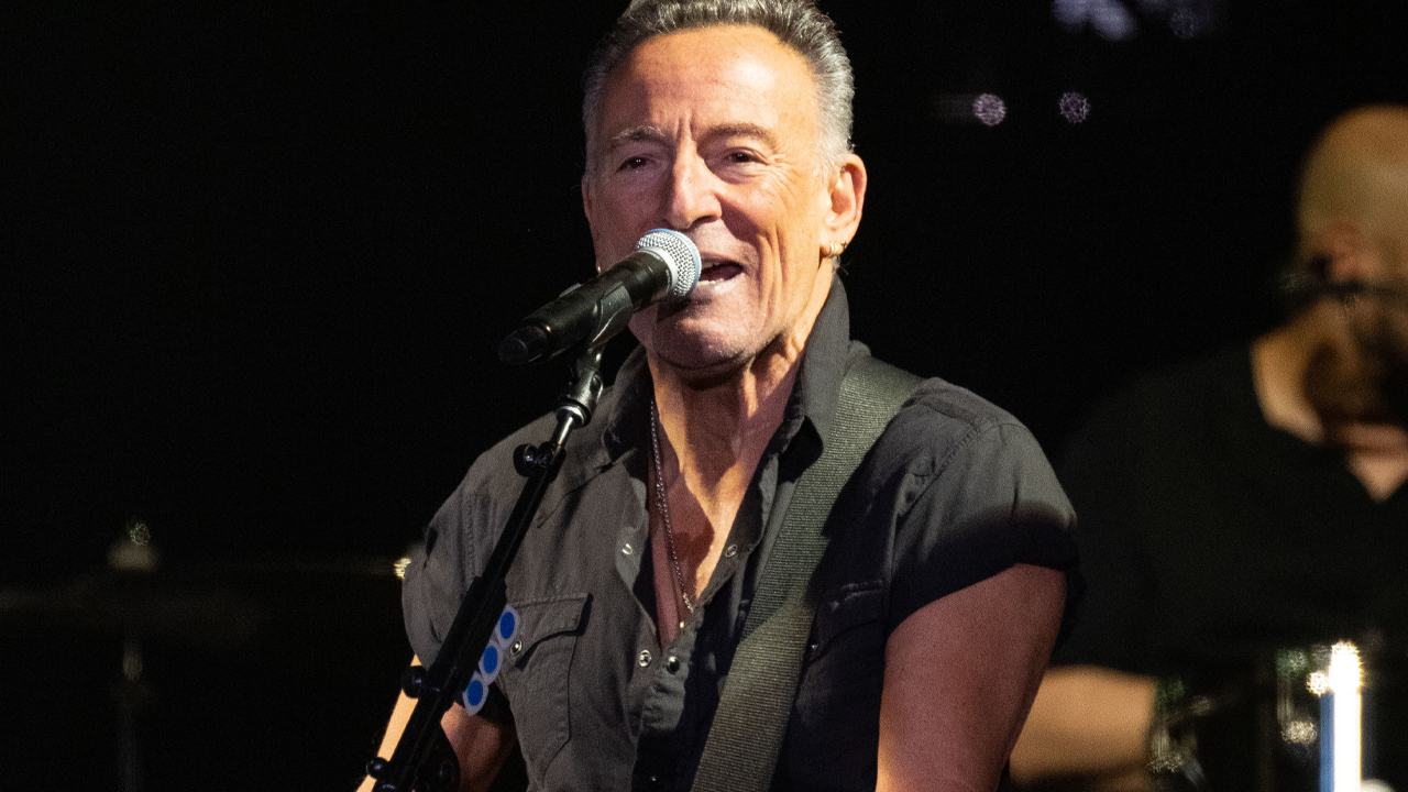 Bruce Springsteen’s Manager Defends Controversial Ticket Pricing System