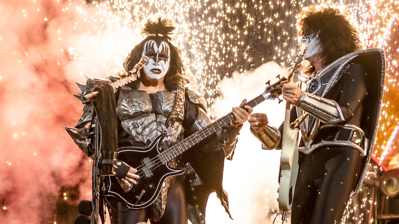 Kiss Release Destroyer Beer In Australia - Music Feeds