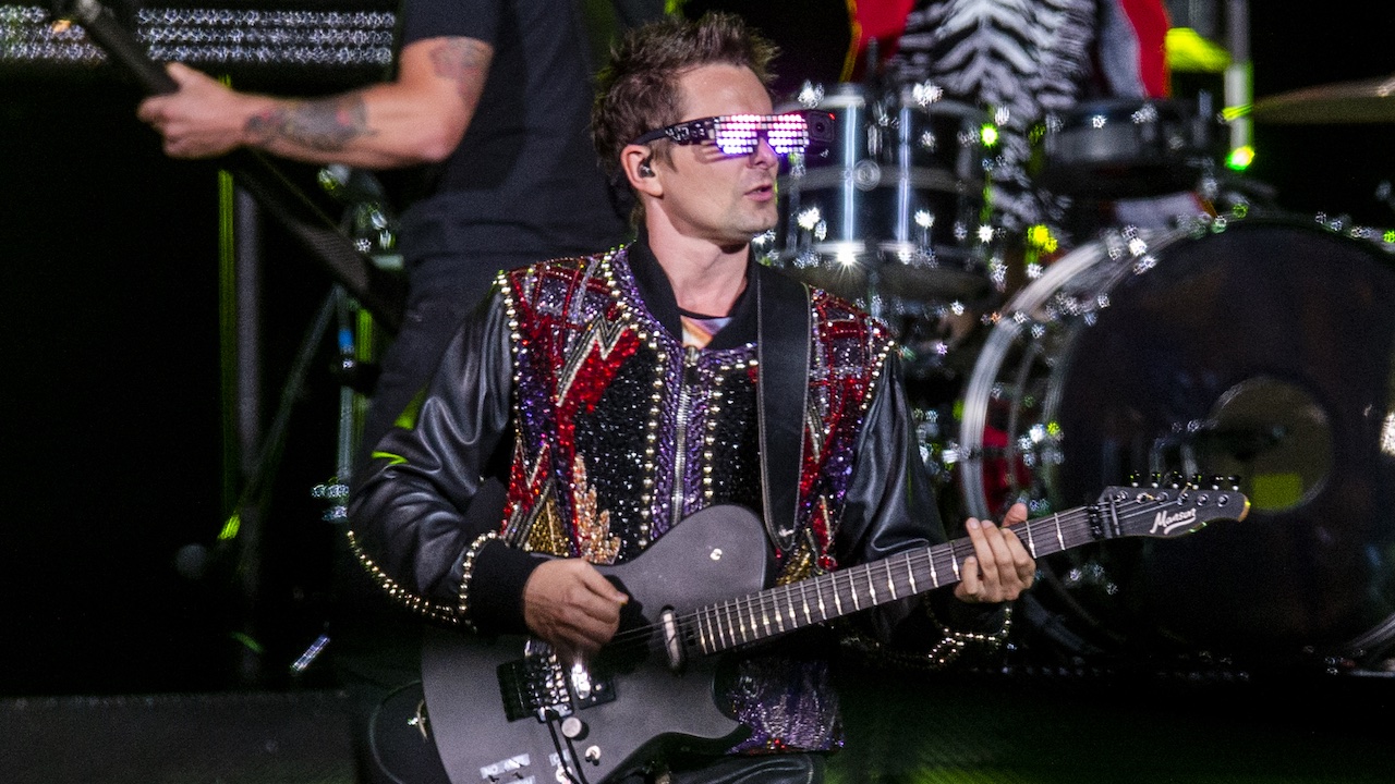 Muse: 'Will of the People' Review – Oozing With Paranoia and Chaos