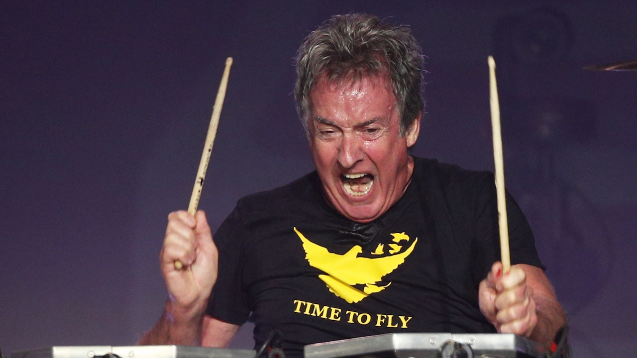 Midnight Oil Perform For Over Three Hours at Final Ever Show