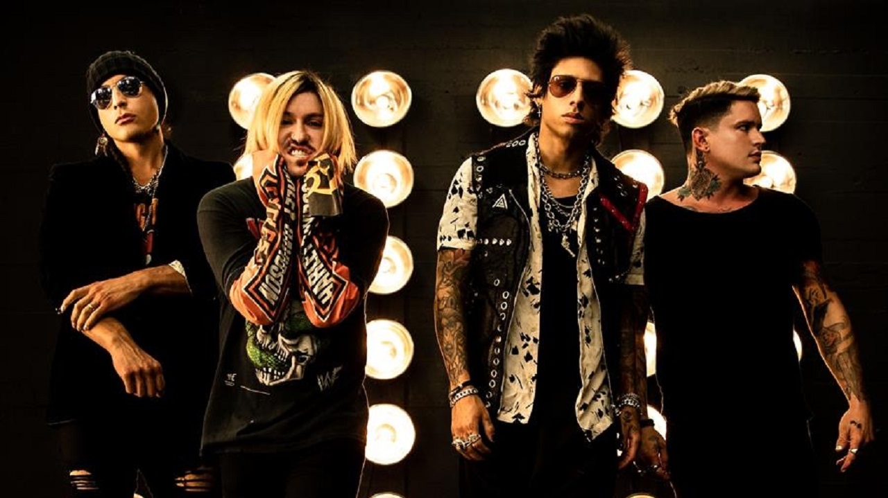 Craig Mabbitt And Ronnie Radke 2022