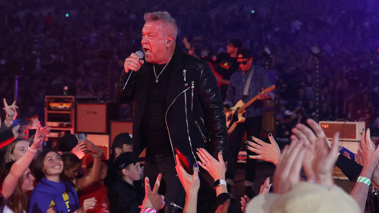 Jimmy Barnes Pulls Pin on Upcoming Tour Dates to Get "Urgent Surgery"