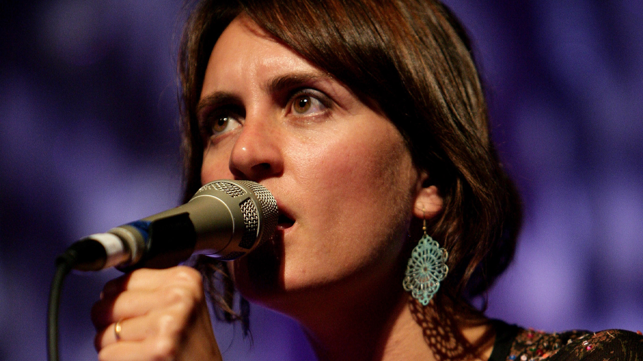 The Waifs' Vikki Thorn, Kylie Auldist Join 'Keep The Circle Unbroken ...