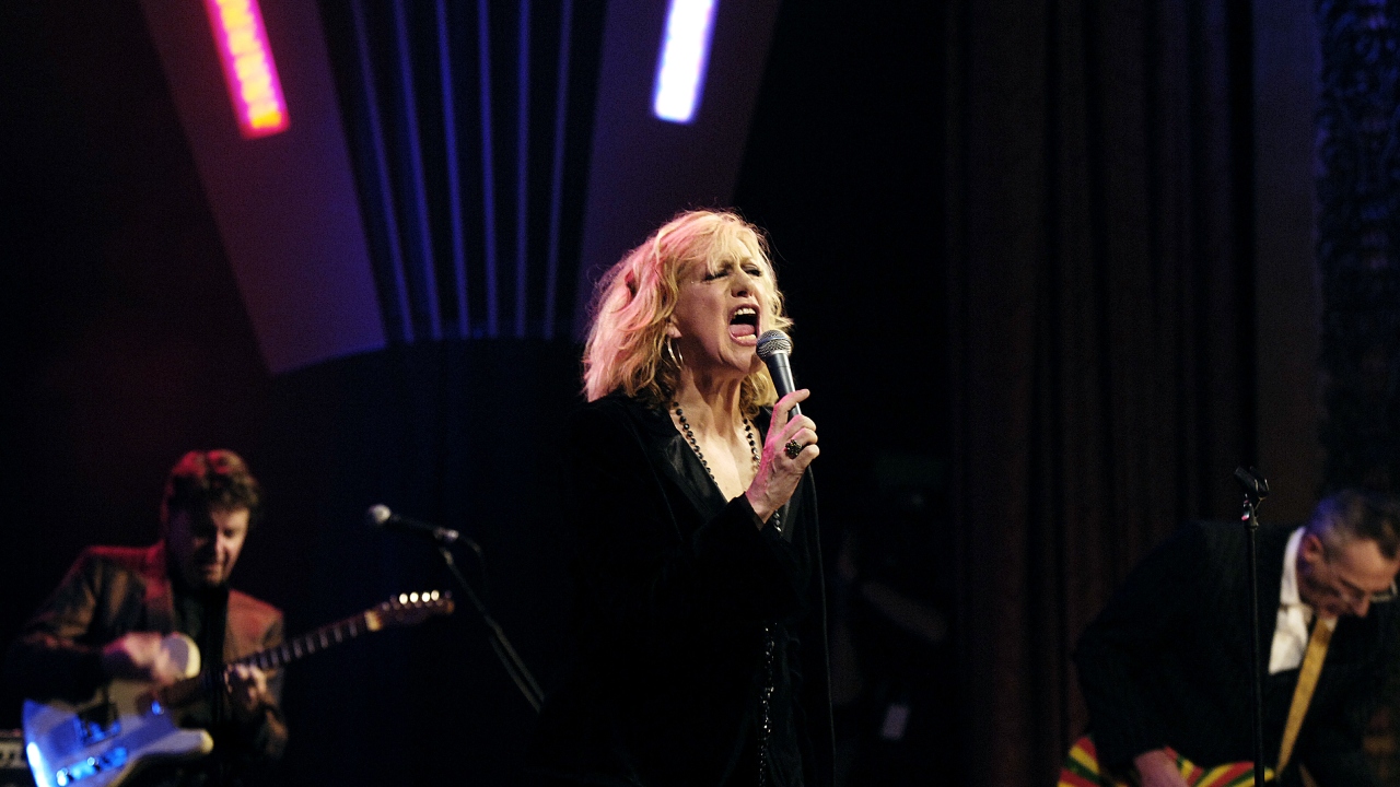 Renée Geyer, Famed Soul Singer, Has Died At Age 69