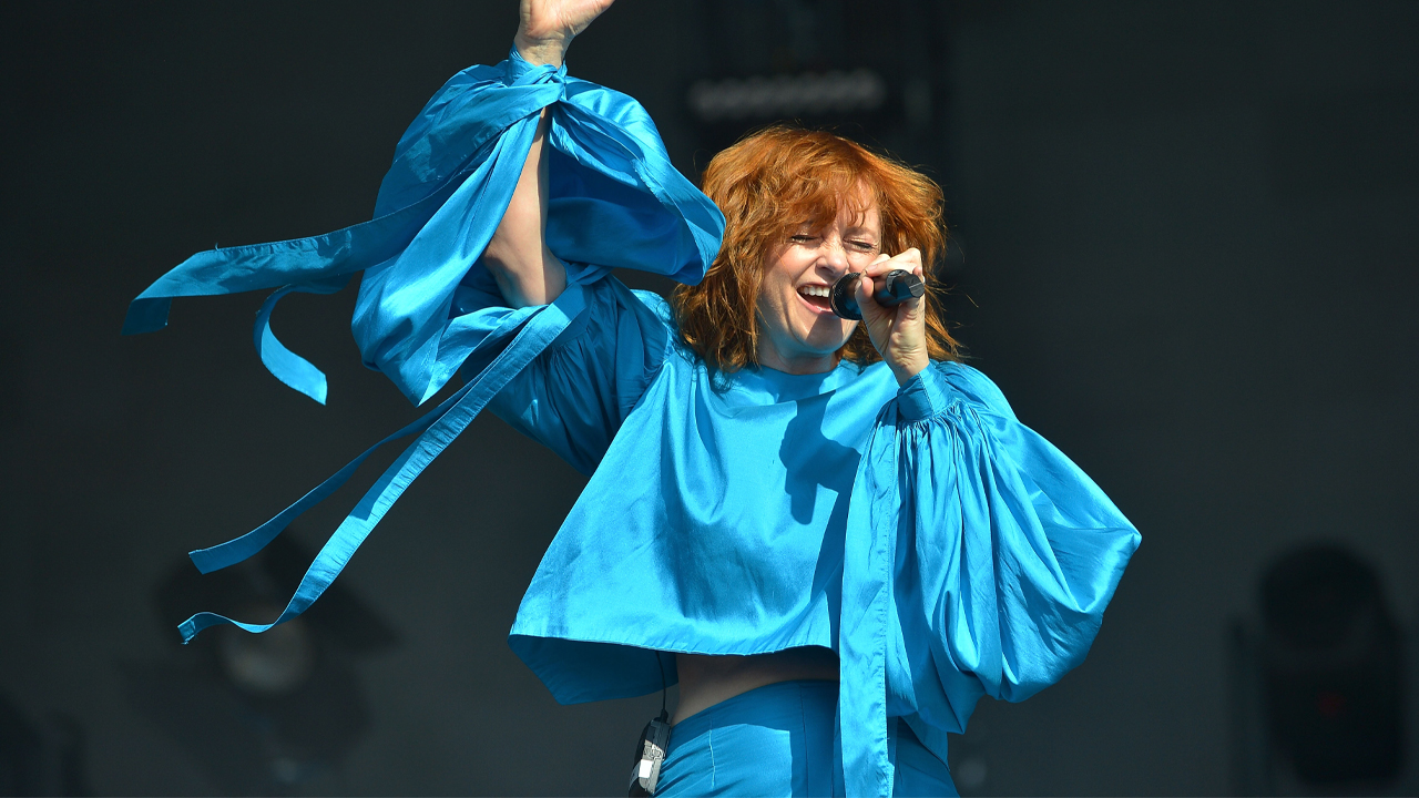 Alison Goldfrapp Releases Debut Solo Single, 'Digging Deeper'