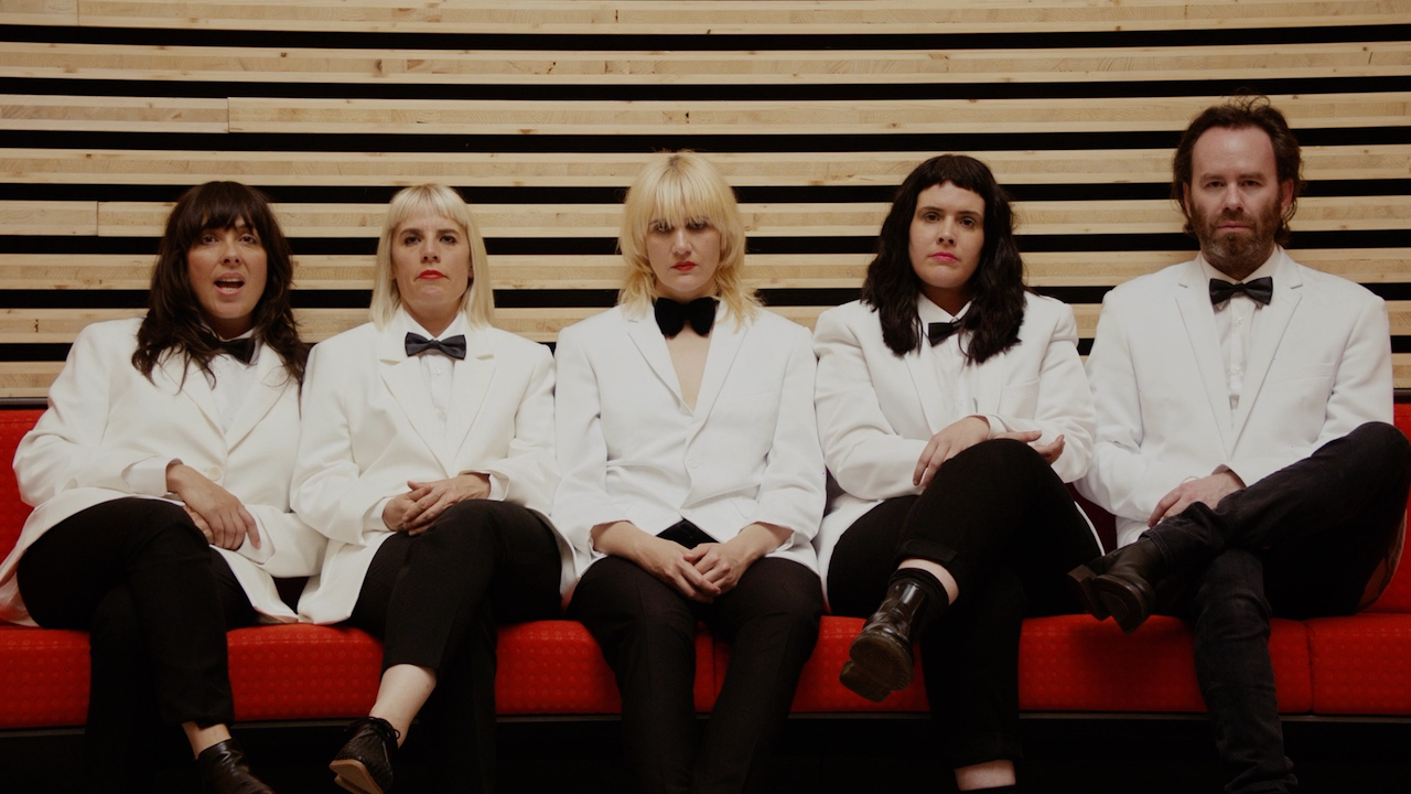 Laura Jean Announces 'Amateurs' Concert Film Screenings