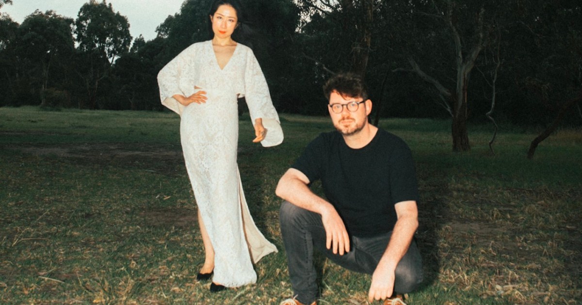 Mindy Meng Wang 王萌 & Tim Shiel Share 'Mirror Flower 镜花水月'