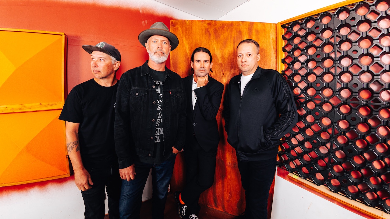Exclusive: Grinspoon ‘Black Rabbits’ Studio Footage - Music Feeds