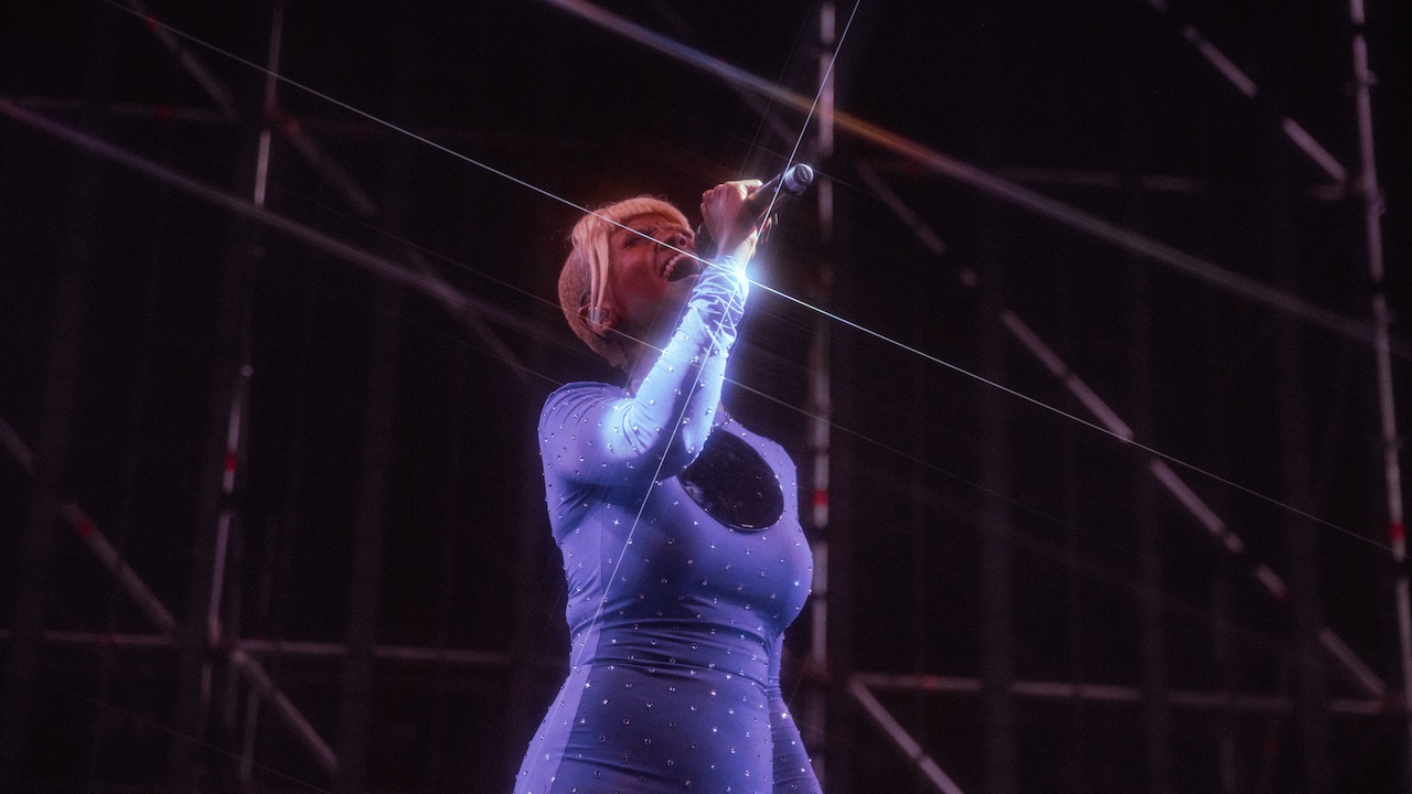 Kelela Review – Melbourne's Royal Exhibition Building