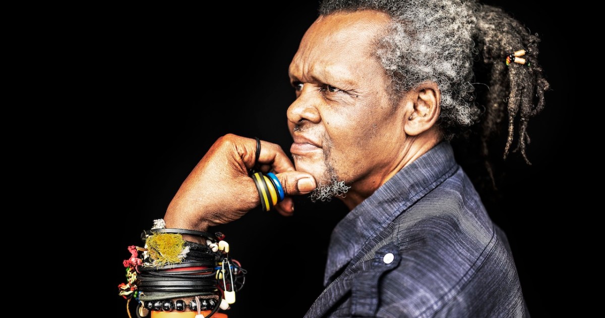 Lonnie Holley Urges Us to Go Deeper