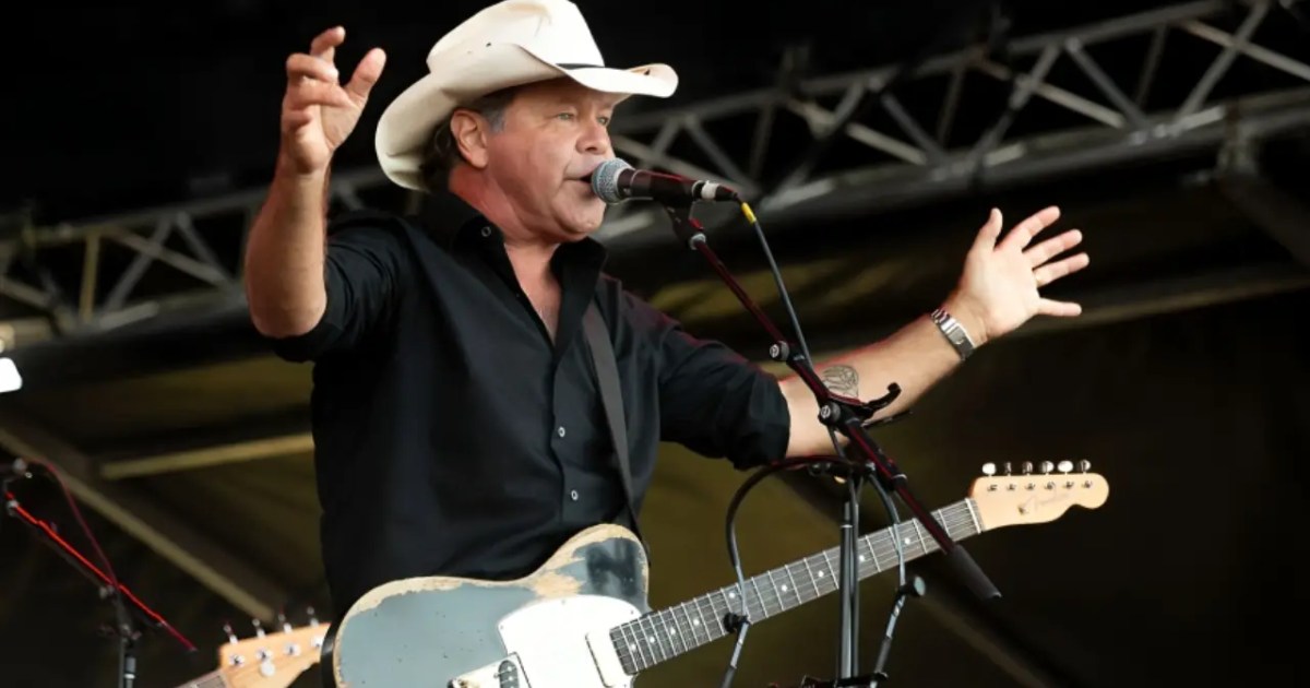 Troy Cassar-Daley Announces His New Album And 2024 Australian Tour ...