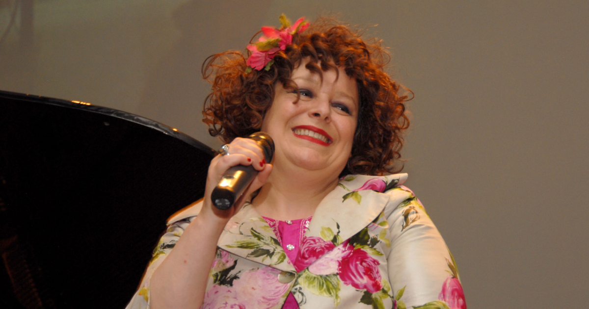 Angela McCluskey, Singer Of Rock Band Wild Colonials, Dies At 64 ...