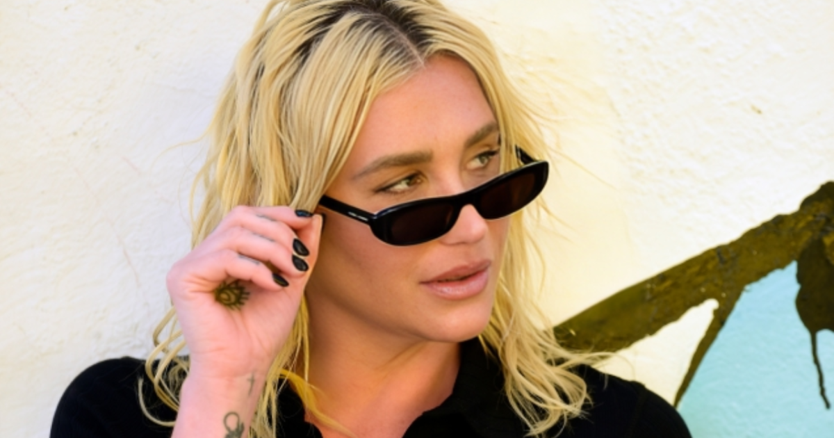 Kesha Teases New Music Says "First Day I’ve Owned My Voice in 19 Years ...