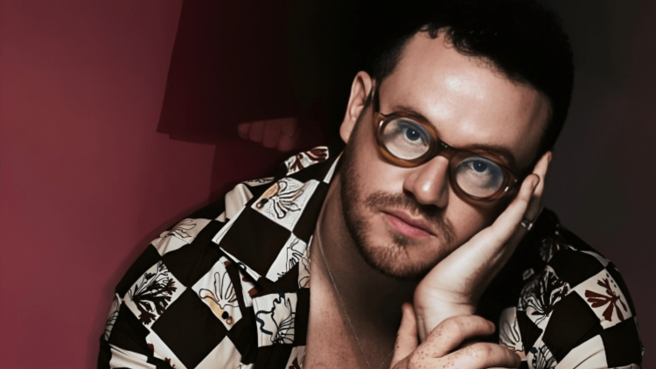 Sam Fischer Announces 2024 Australian Tour - Music Feeds