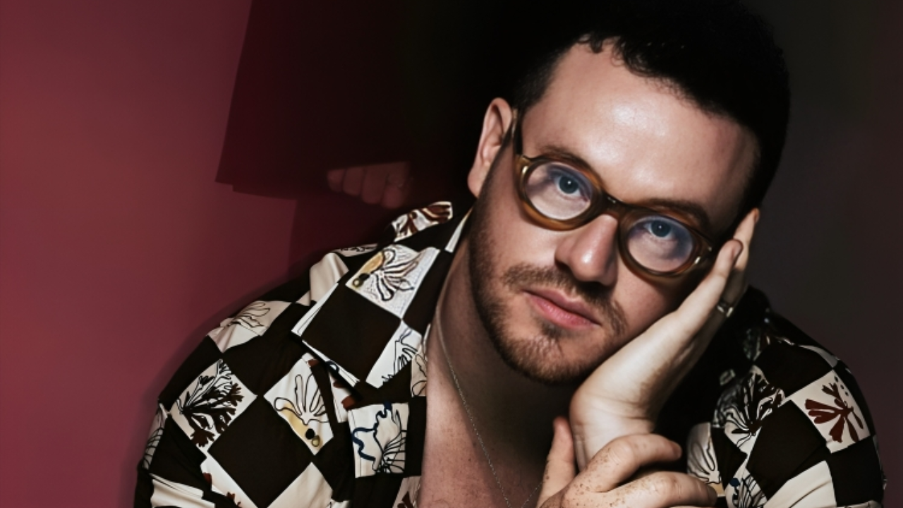 Sam Fischer Announces 2024 Australian Tour - Music Feeds