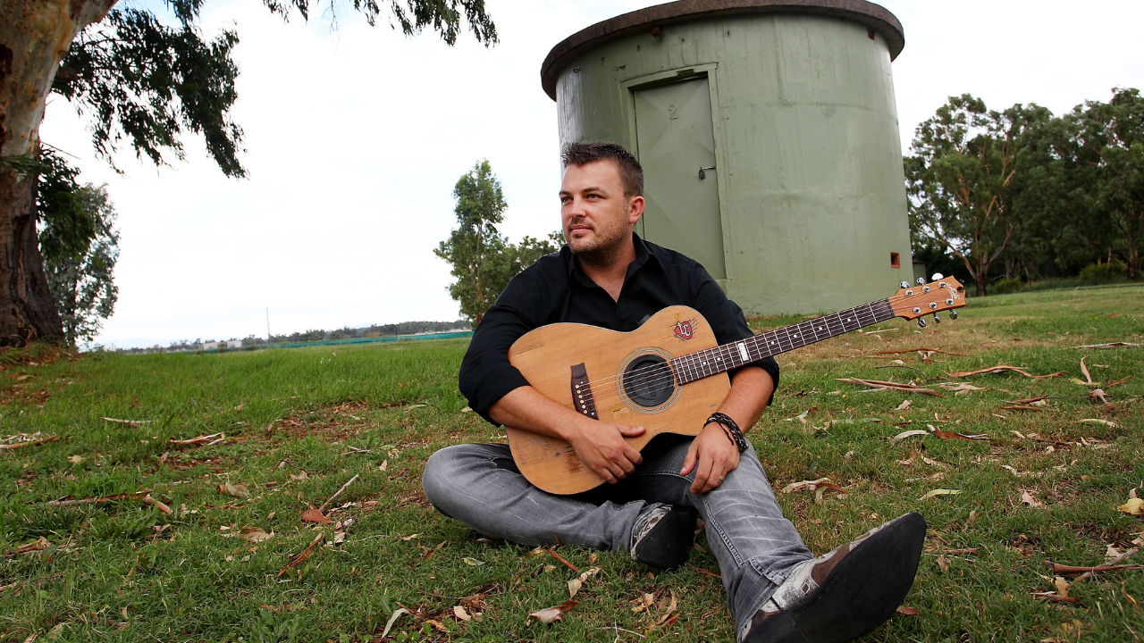 Travis Collins Annnounces 2024 Australian Tour - Music Feeds