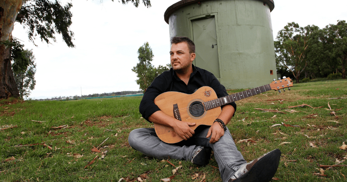 Travis Collins Annnounces 2024 Australian Tour - Music Feeds