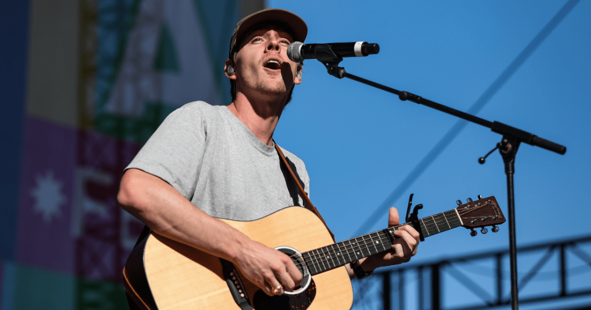 Dylan Gossett Announces 2024 Australian Tour - Music Feeds