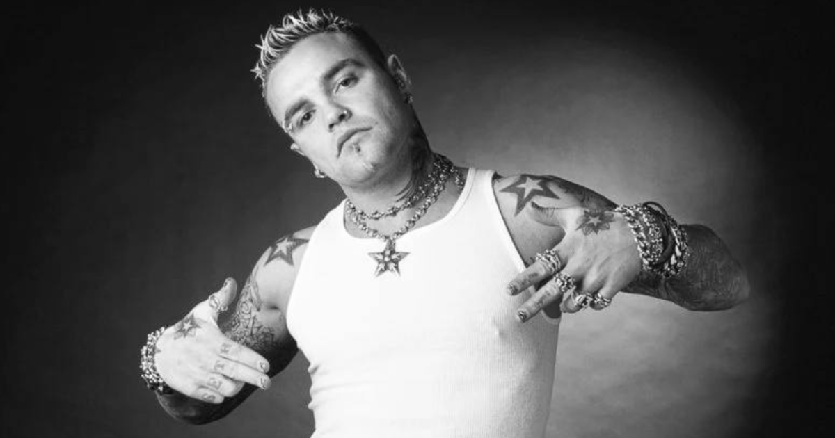 Crazy Town Frontman Shifty Shellshock Has Passed Away Aged 49