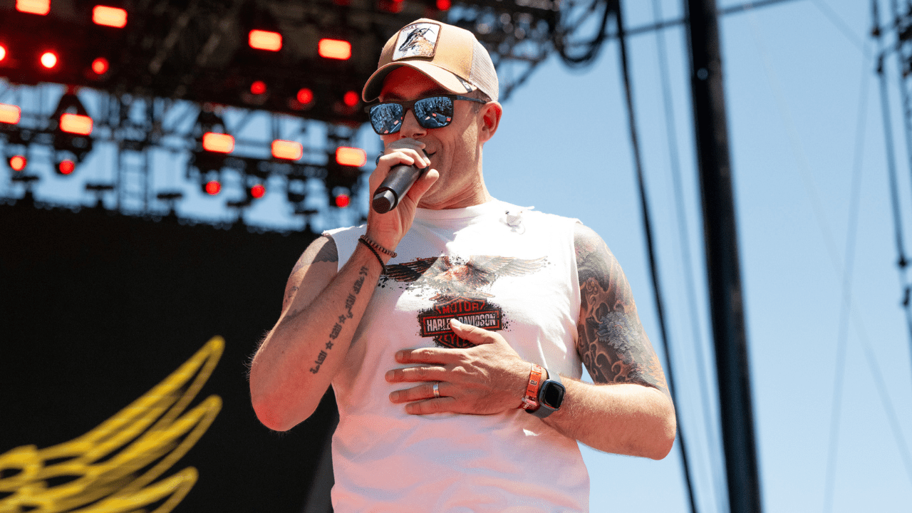 Casey Barnes Announces 2024-25 Australian Tour - Music Feeds