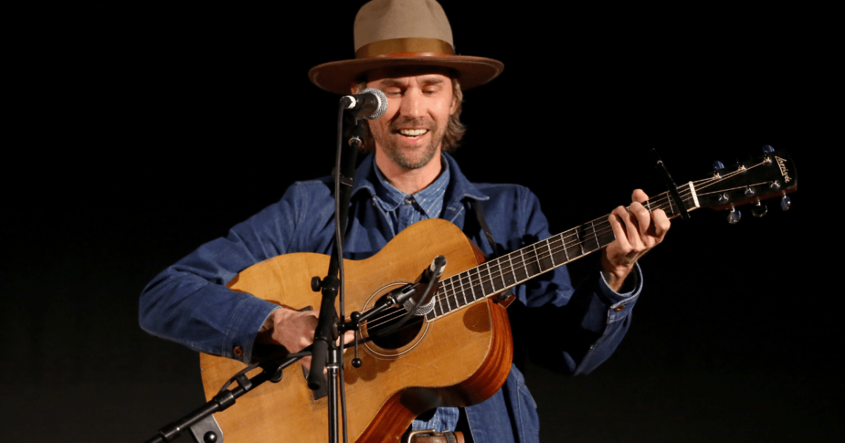Discover Willie Watson's Latest Single: 'Slim and The Devil' - Music Feeds