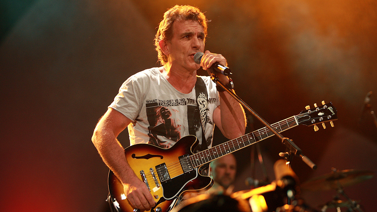 Ian Moss Announces 2025 Solo Australian Tour - Music Feeds