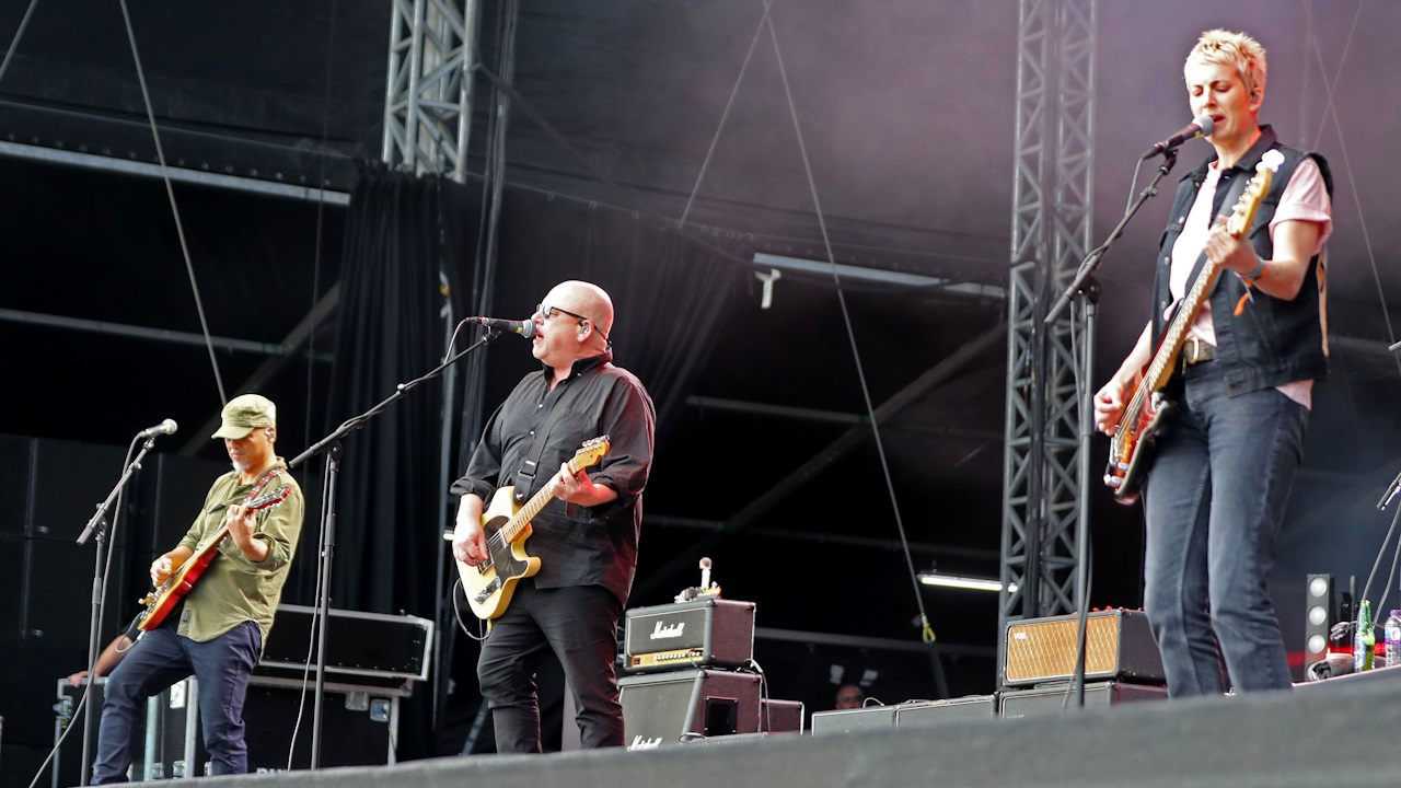 Pixies To Return For Headlining Australian Tour In November 2025 ...