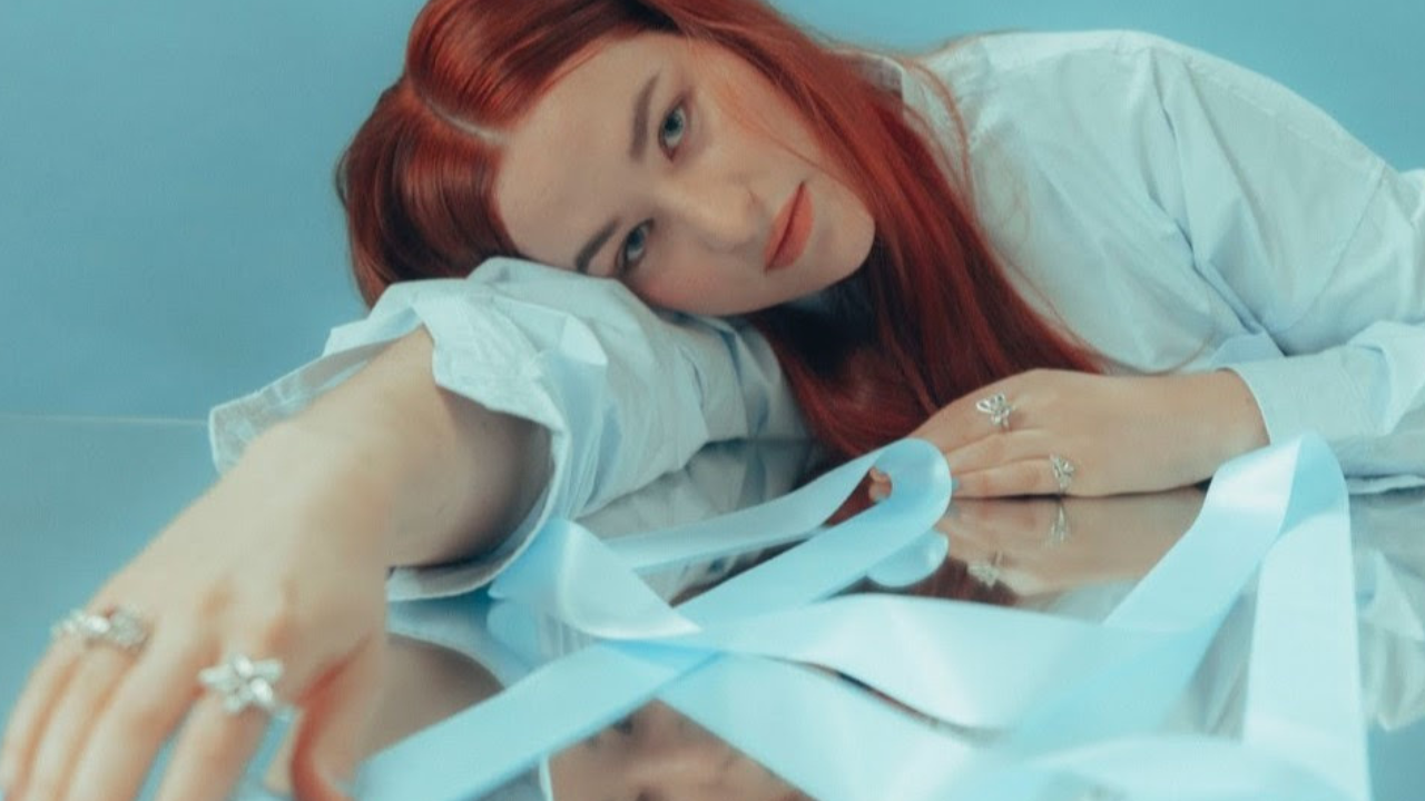 Mia Wray Shares New Single 'Fake A Smile' & Tour Dates