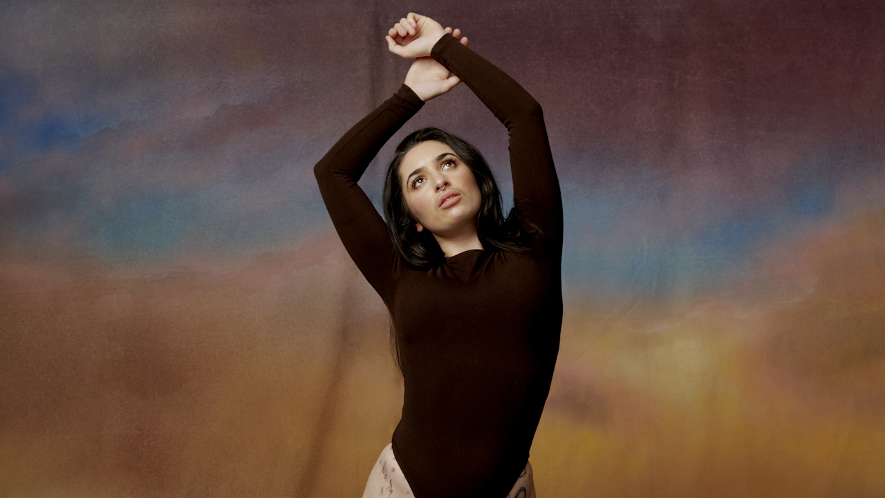 Georgia Maq Announces New Solo EP, 'God's Favourite' - Music Feeds