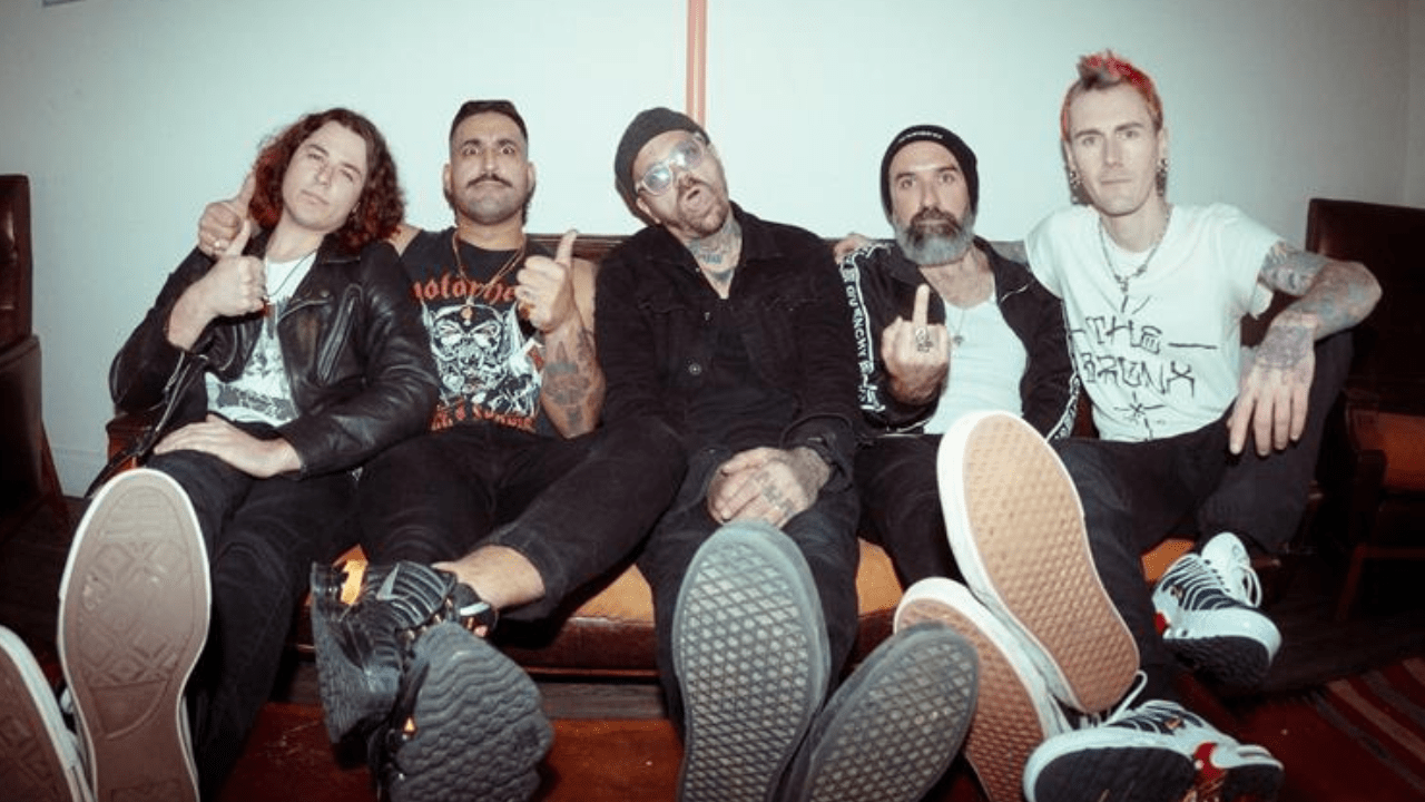 LISTEN: Sydney Punks FANGZ Unleash Debut Album, 'Shui'